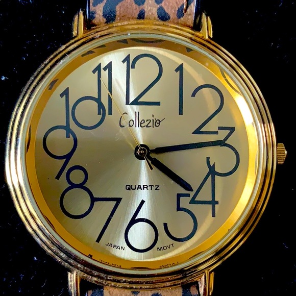 collezio | Accessories | Collezio Watch Goldtone Wanimal Print Guc 8 ...